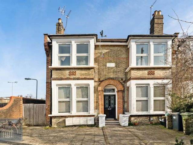 2 Bedroom Apartment Flat