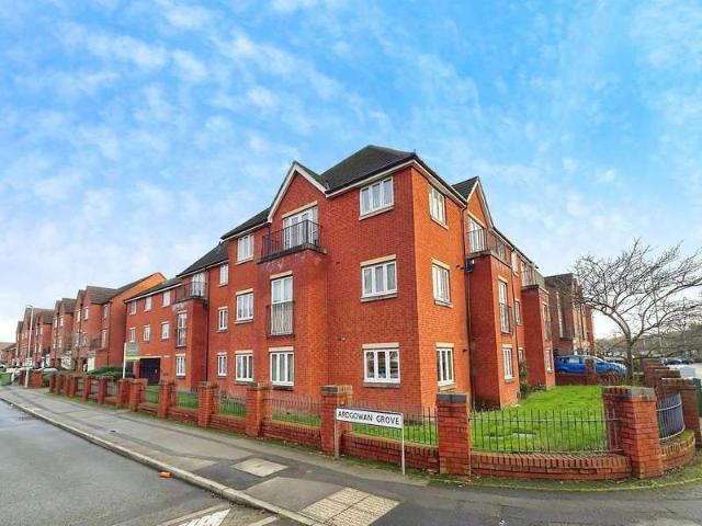 2 Bedroom Apartment Flat