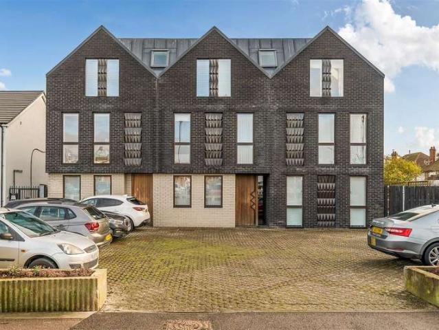 2 Bedroom Apartment Flat