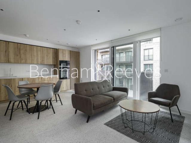 2 Bedroom Apartment Flat