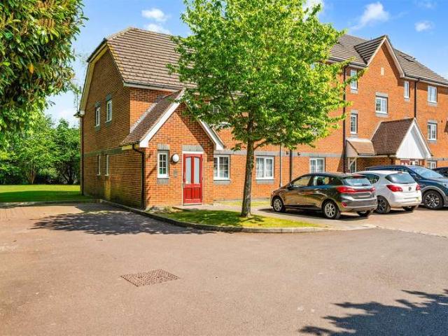 2 Bedroom Apartment Flat