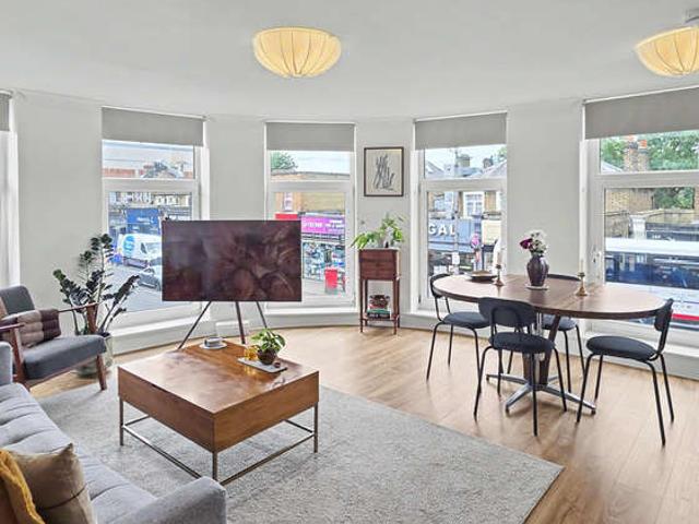 2 Bedroom Apartment Flat