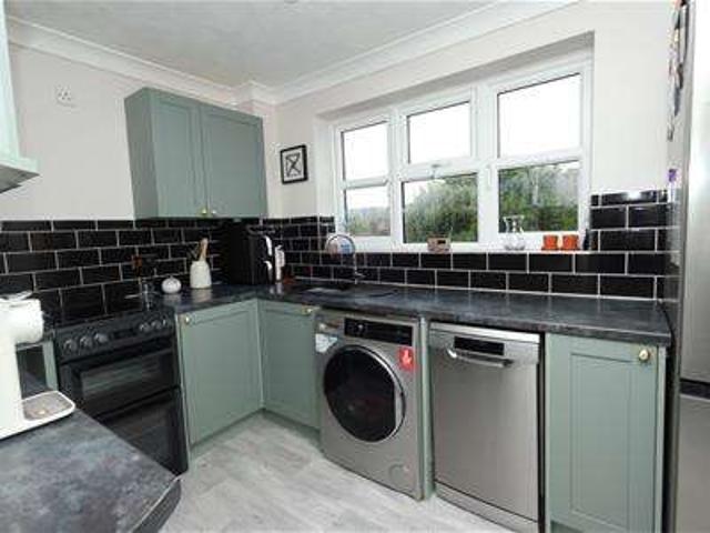 2 Bedroom Apartment Flat