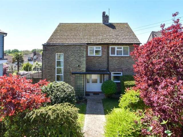 2 Bedroom Apartment Flat