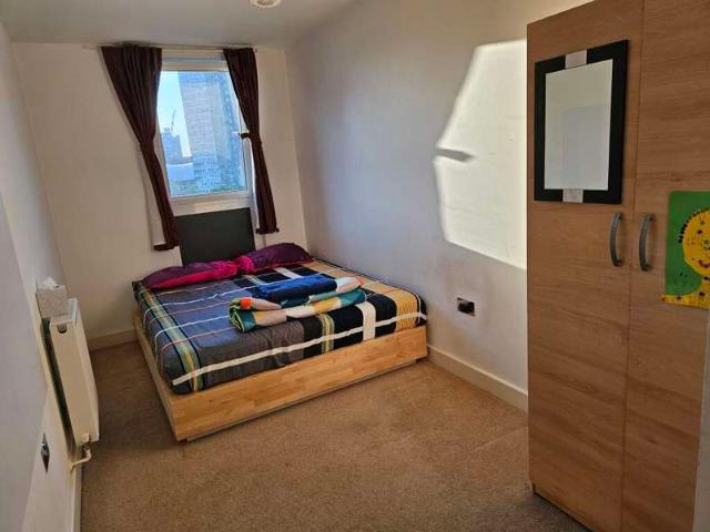 2 Bedroom Apartment Flat