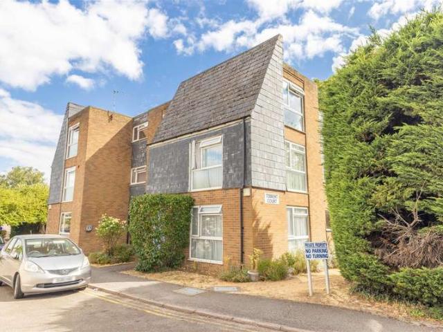 2 Bedroom Apartment Flat