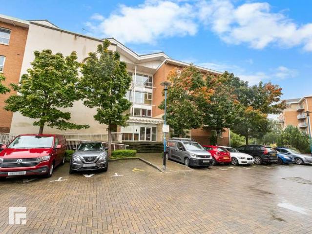 2 Bedroom Apartment Flat