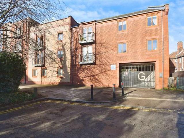 2 Bedroom Apartment Flat