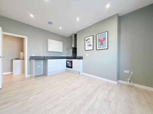 2 Bedroom Apartment Flat