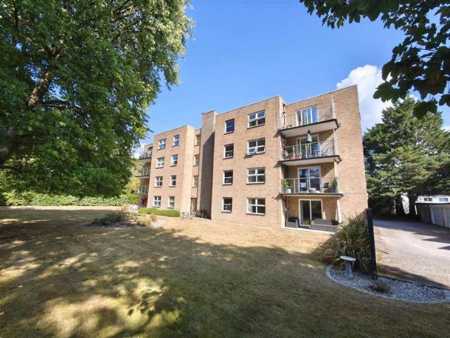 2 Bedroom Apartment Flat