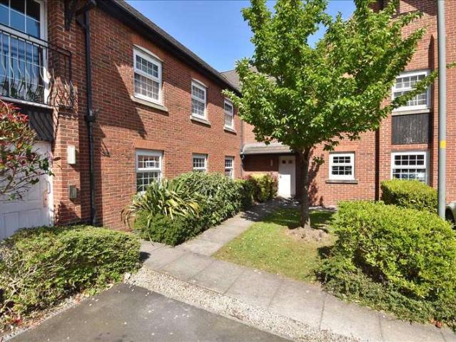 2 Bedroom Apartment Flat