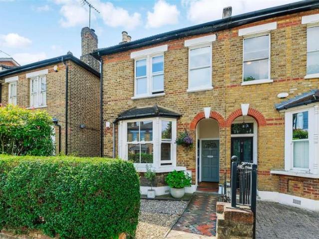 2 Bedroom Apartment Flat