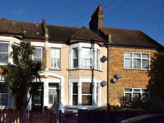 2 Bedroom Apartment Flat