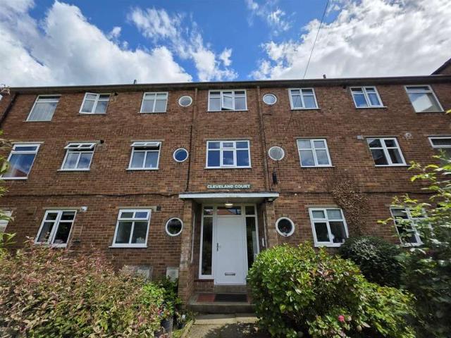 2 Bedroom Apartment Flat