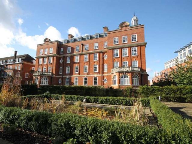 2 Bedroom Apartment Flat