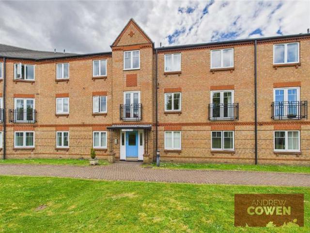 2 Bedroom Apartment Flat