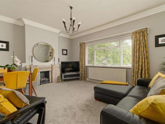 2 Bedroom Apartment Flat