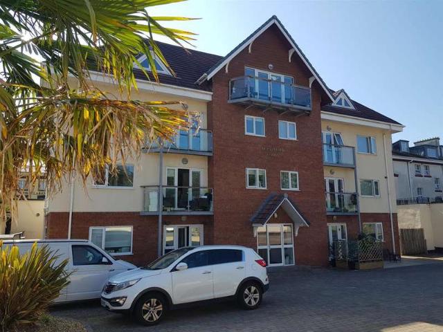 2 Bedroom Apartment Flat