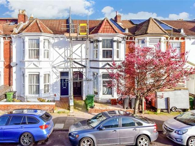 2 Bedroom Apartment Flat