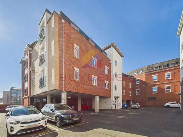 2 Bedroom Apartment Flat