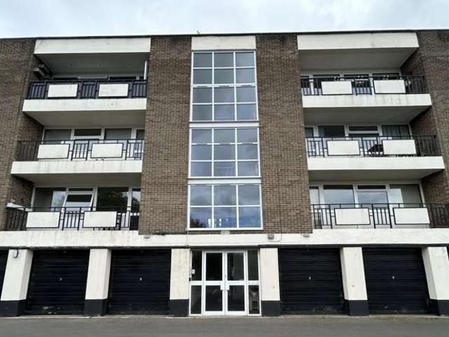 2 Bedroom Apartment Flat