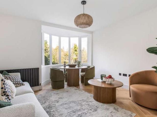 2 Bedroom Apartment Flat