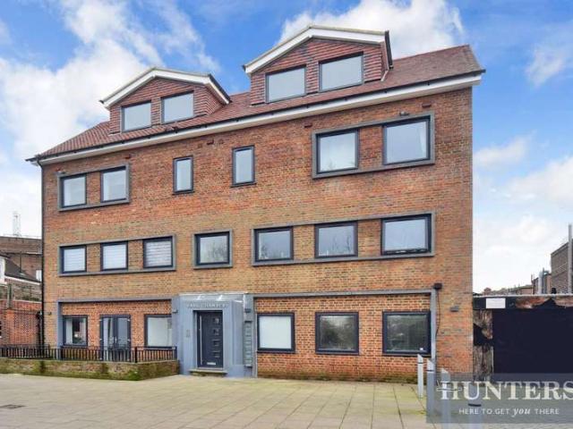 2 Bedroom Apartment Flat