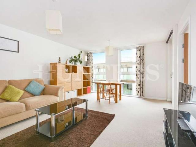 2 Bedroom Apartment Flat