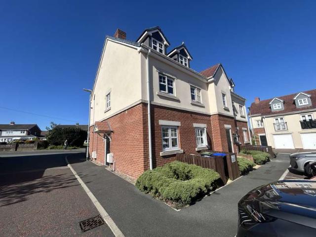 2 Bedroom Apartment Flat