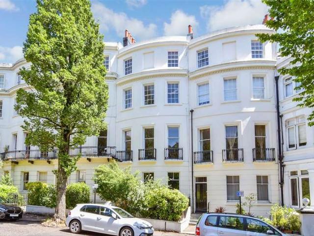 2 Bedroom Apartment Flat