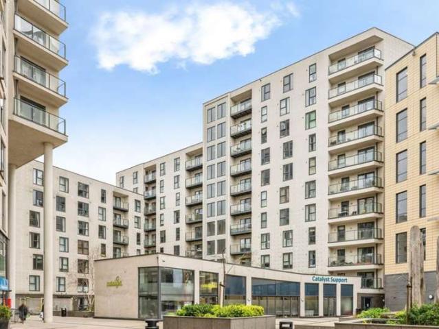 2 Bedroom Apartment Flat