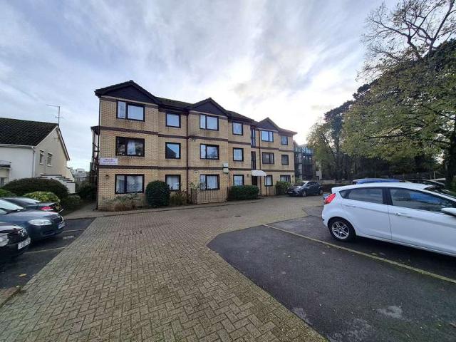 2 Bedroom Apartment Flat
