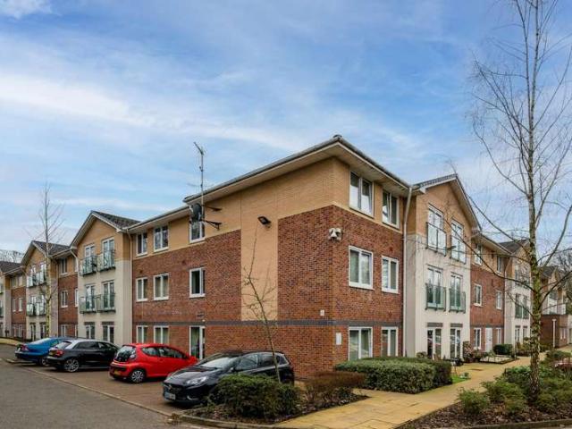 2 Bedroom Apartment Flat