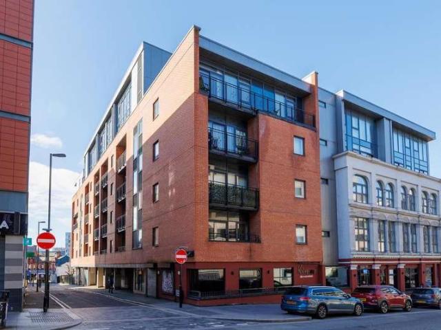 2 Bedroom Apartment Flat