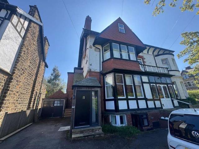 2 Bedroom Apartment Flat