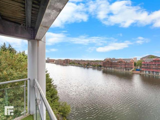 2 Bedroom Apartment Flat