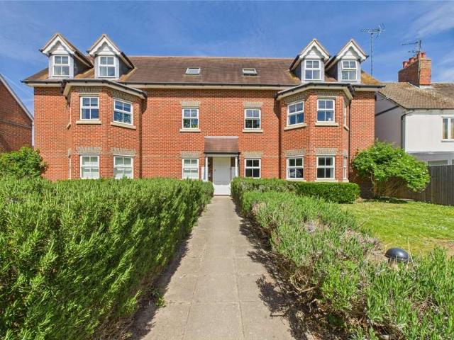 2 Bedroom Apartment Flat