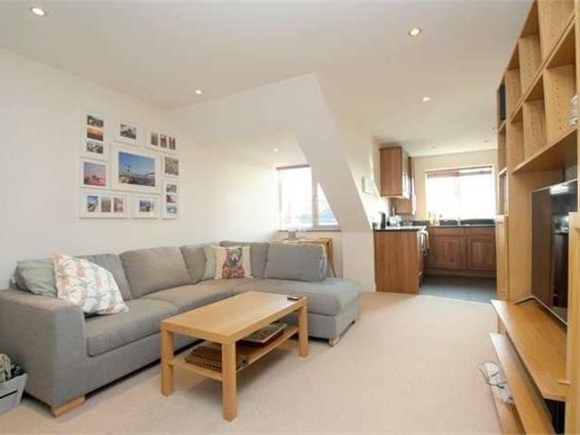 2 Bedroom Apartment Flat