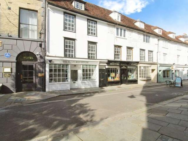 2 Bedroom Apartment Flat