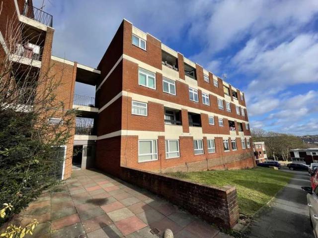 2 Bedroom Apartment Flat