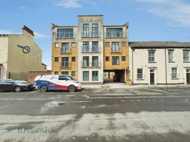 2 Bedroom Apartment Flat