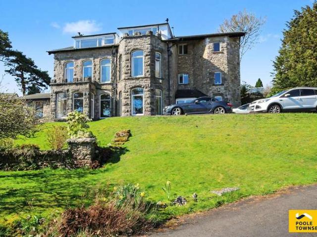 2 Bedroom Apartment Flat