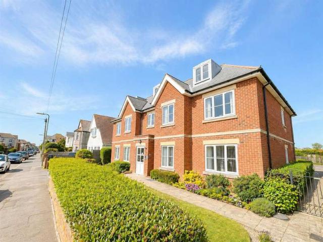 2 Bedroom Apartment Flat
