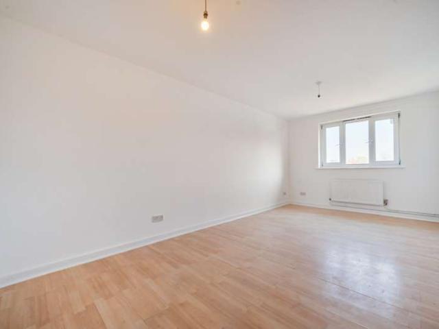 2 Bedroom Apartment Flat