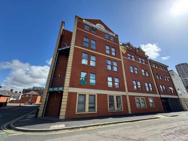2 Bedroom Apartment Flat
