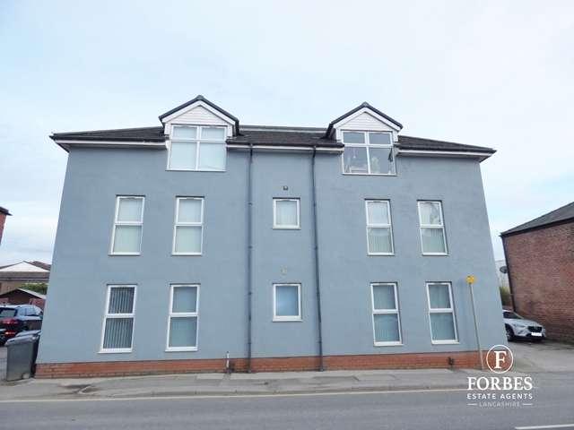 2 Bedroom Apartment Flat