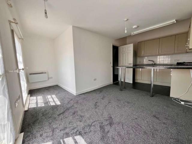2 Bedroom Apartment Flat