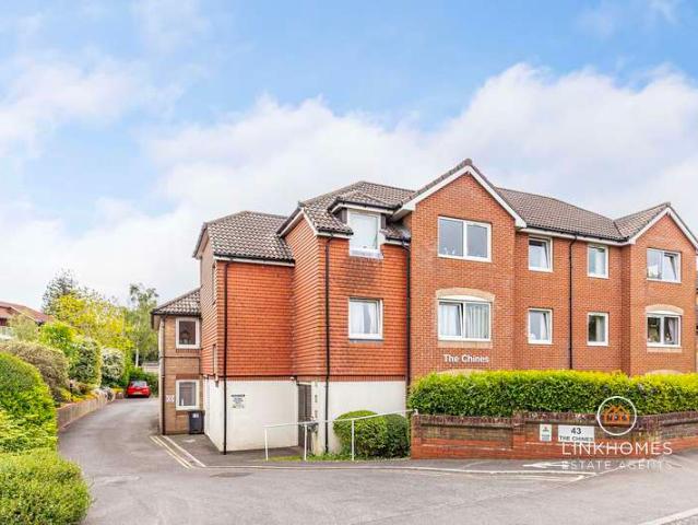 2 Bedroom Apartment Flat