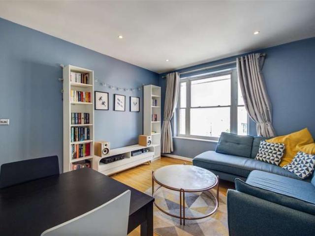 2 Bedroom Apartment Flat