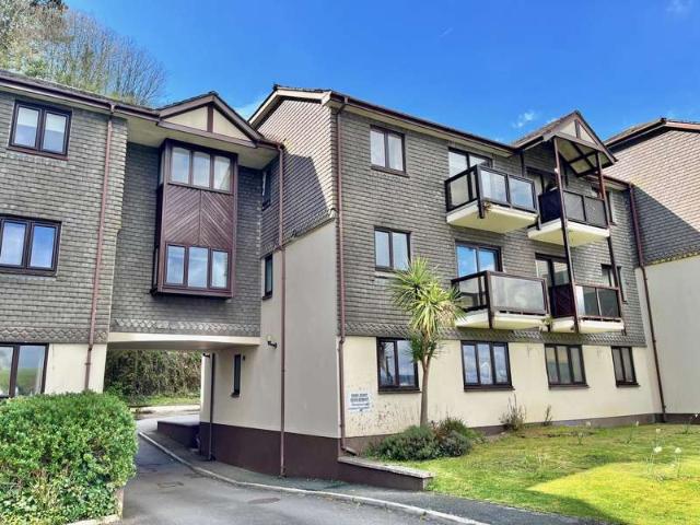 2 Bedroom Apartment Flat